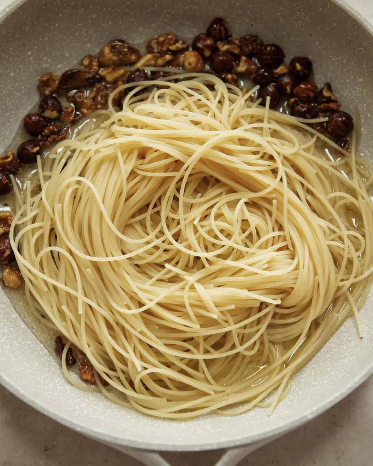 Italian Christmas Eve Spaghetti with Walnuts & Hazelnuts - Plantifully ...